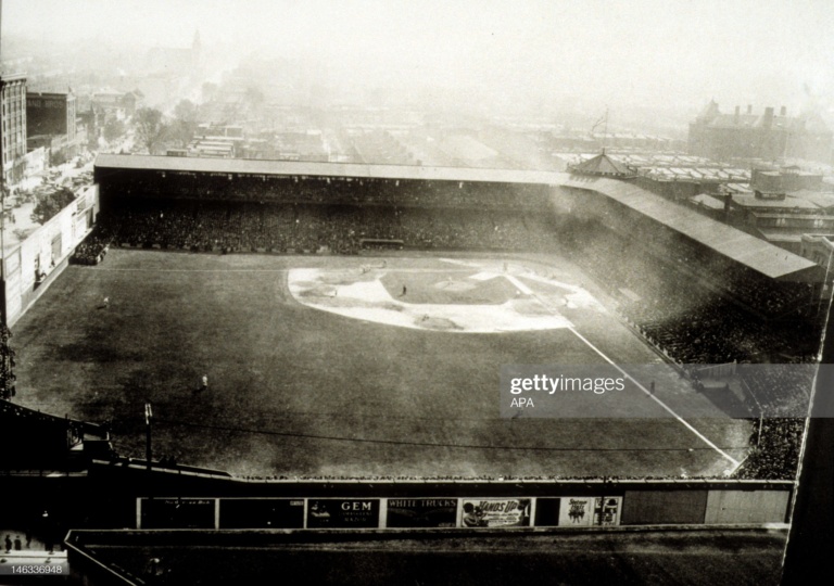1908 Baker Bowl snapshots with Honus Wagner at bat – The Chapman ...